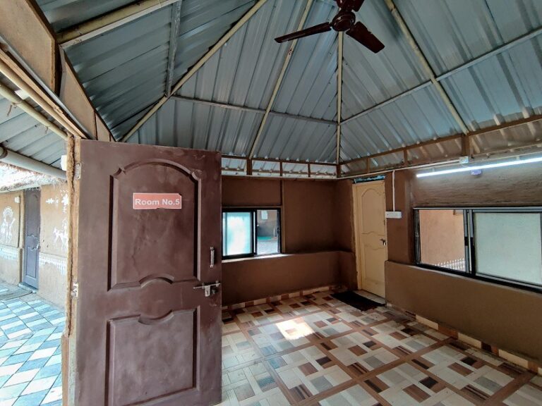 Dangi Huts – Mahal Eco Tourism Campsite